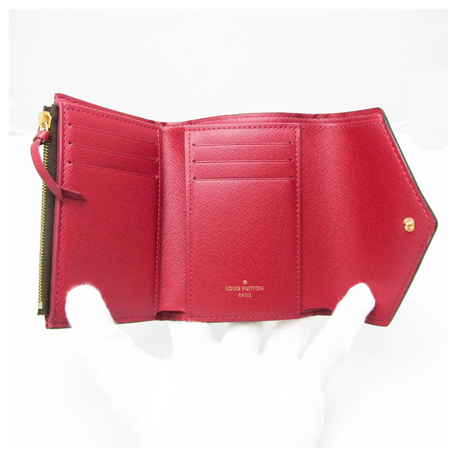 Louis Vuitton Monogram Victorine Wallet Fuschia Patent leather ref ...