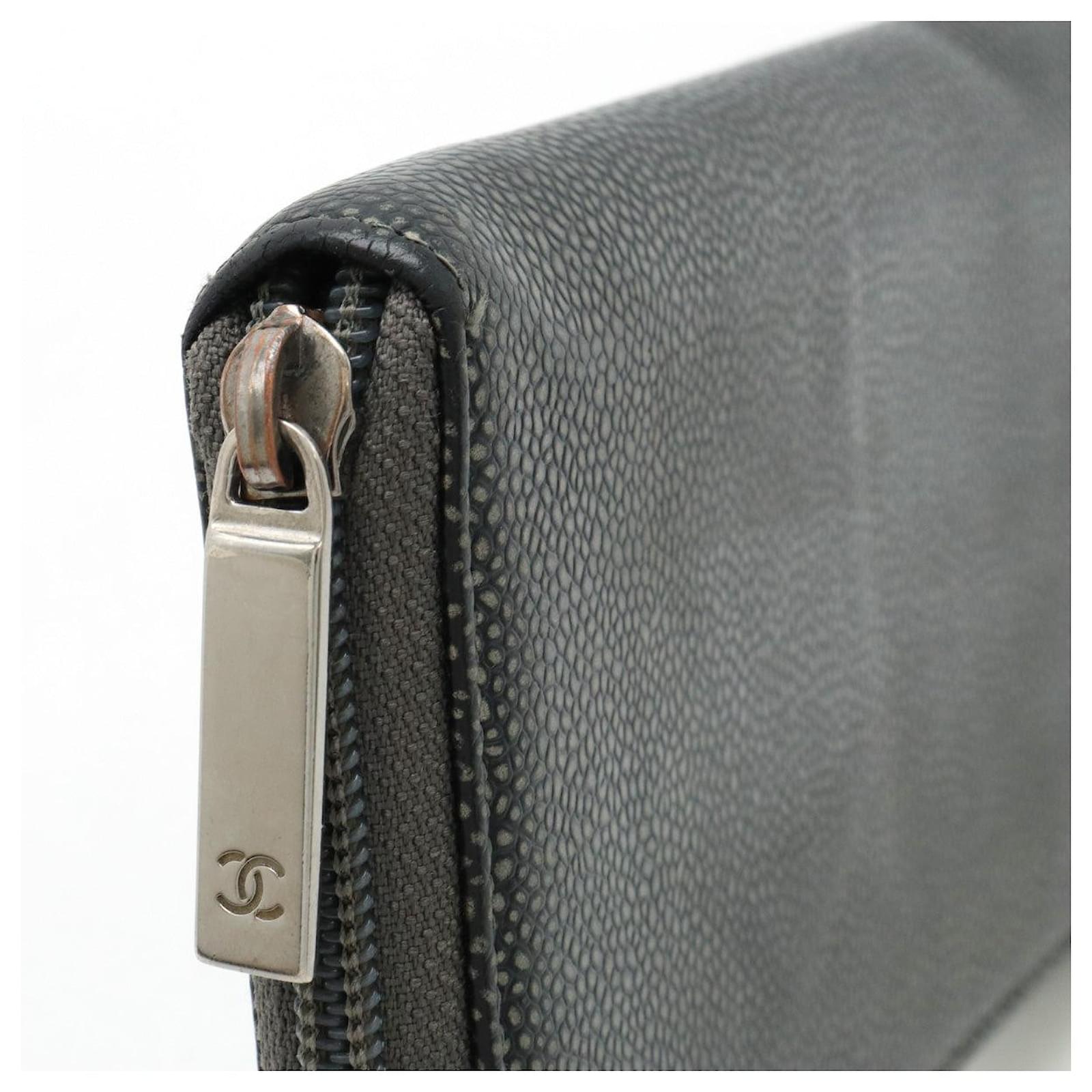 Chanel Coco Mark Caviar Leather Long Wallet Grey ref.1646722 - Joli Closet