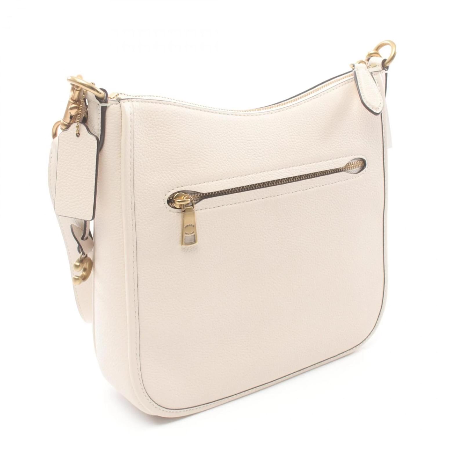Coach CHAISE Shoulder Bag White Leather ref.1707457 - Joli Closet