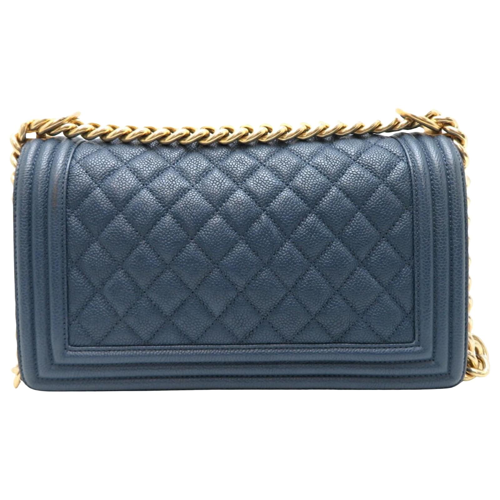 Chanel Boy Blue Leather ref.1719405 - Joli Closet