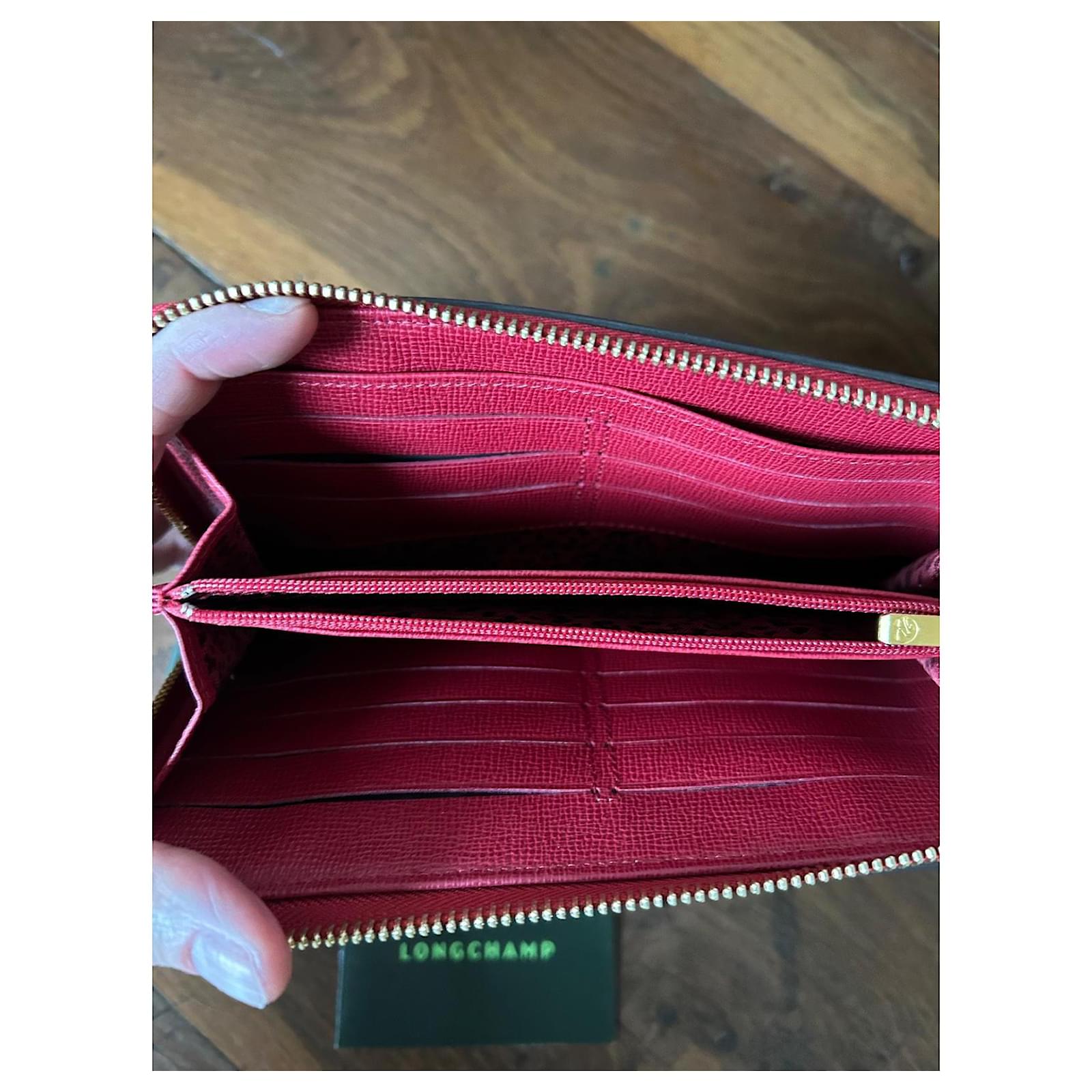 Longchamp Wallets Red Leather ref.1769180 - Joli Closet