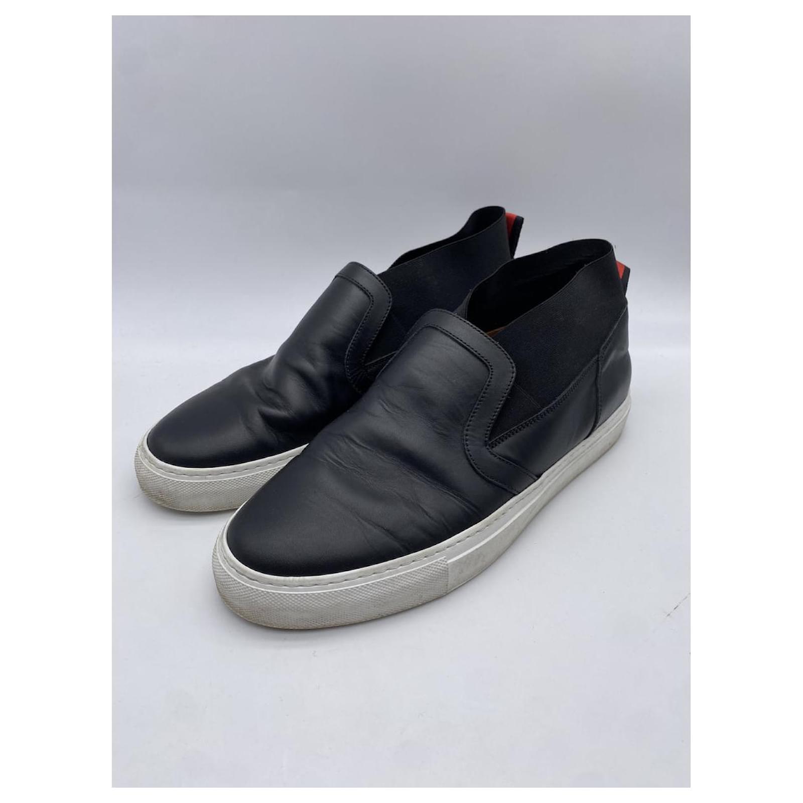 GIVENCHY Trainers T.EU 42 Leather Black ref.1776285 - Joli Closet