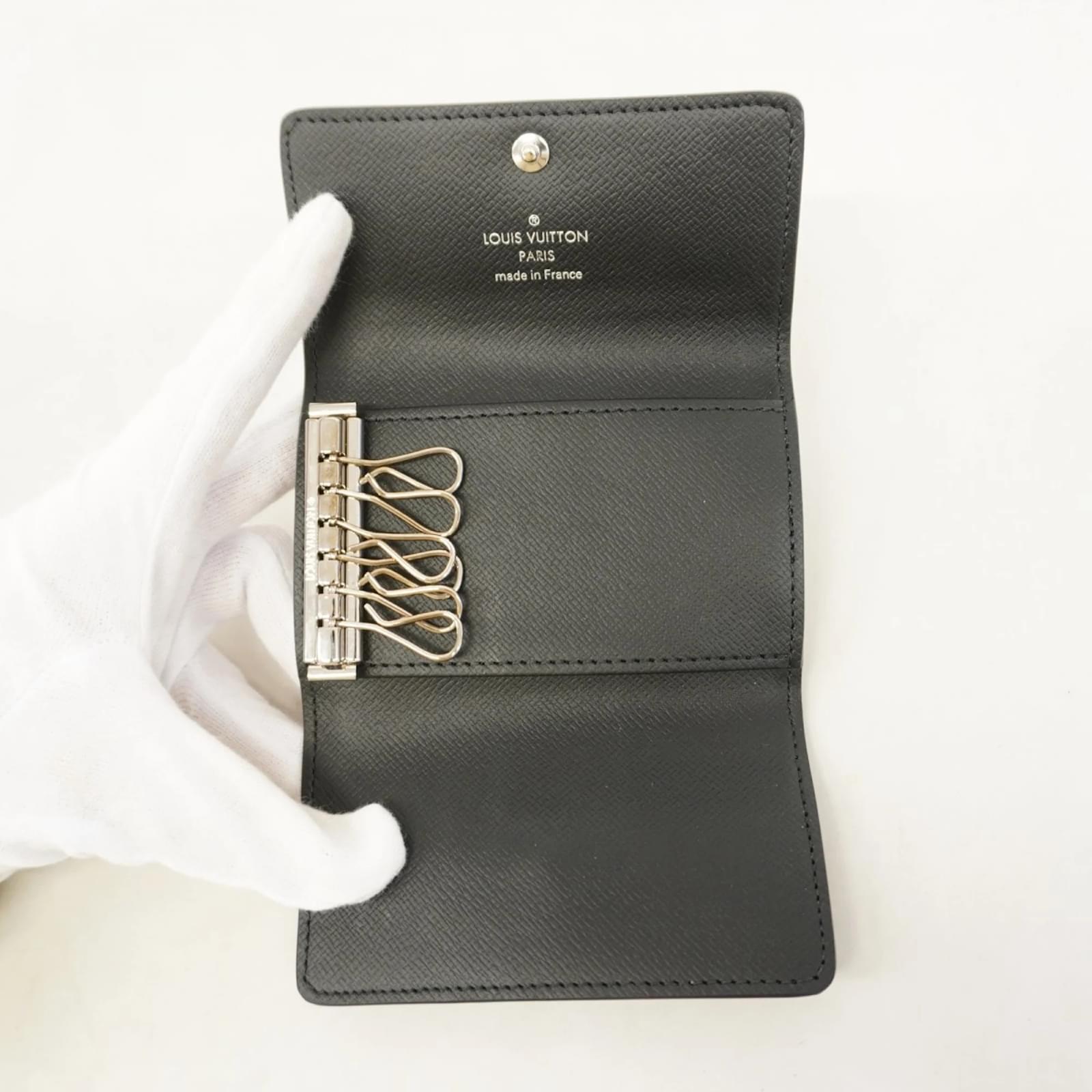 Louis Vuitton Monogram Eclipse Key Case Black ref.1822597 - Joli Closet