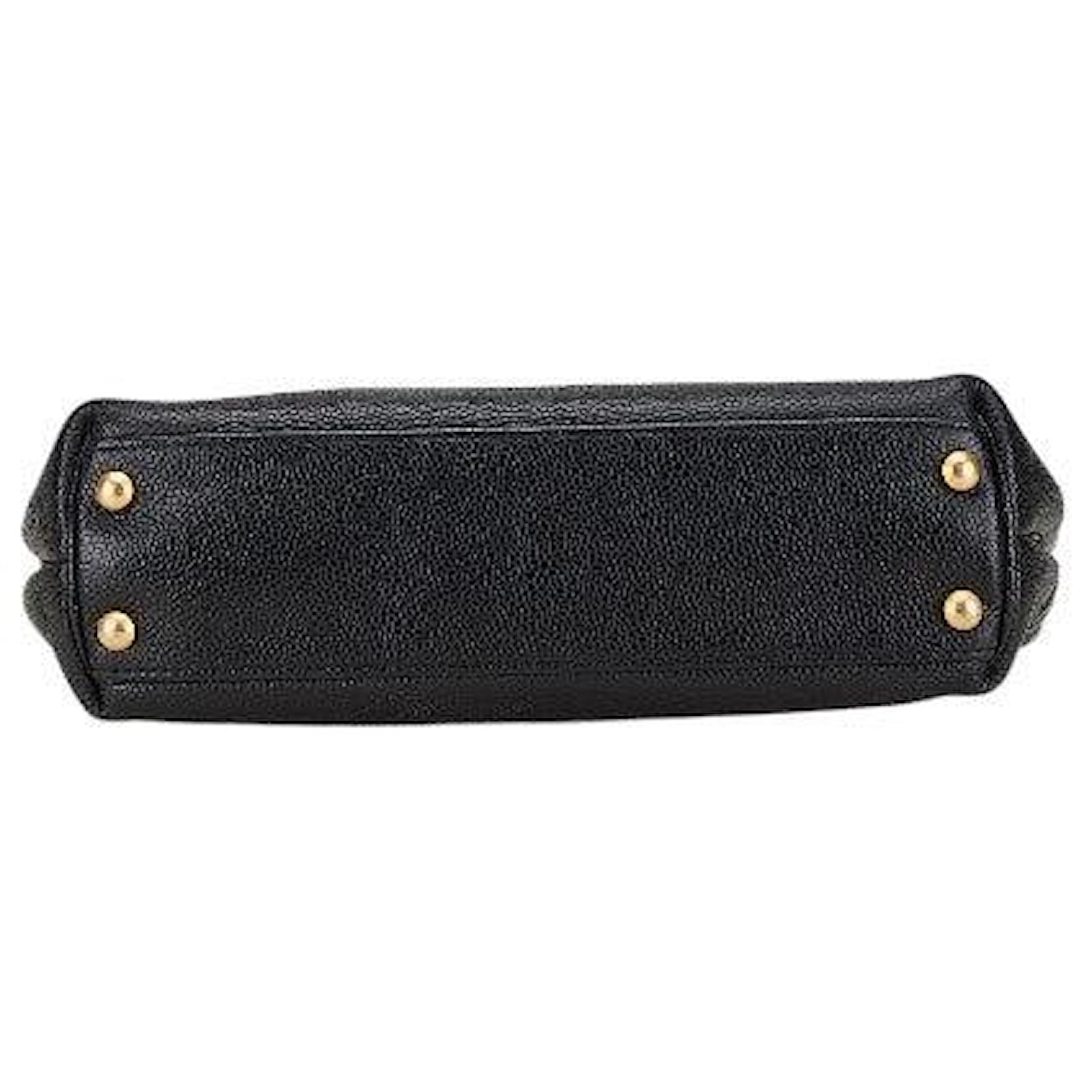 Chanel Caviar Skin Chain Handbag Black Leather ref.1932880 - Joli Closet