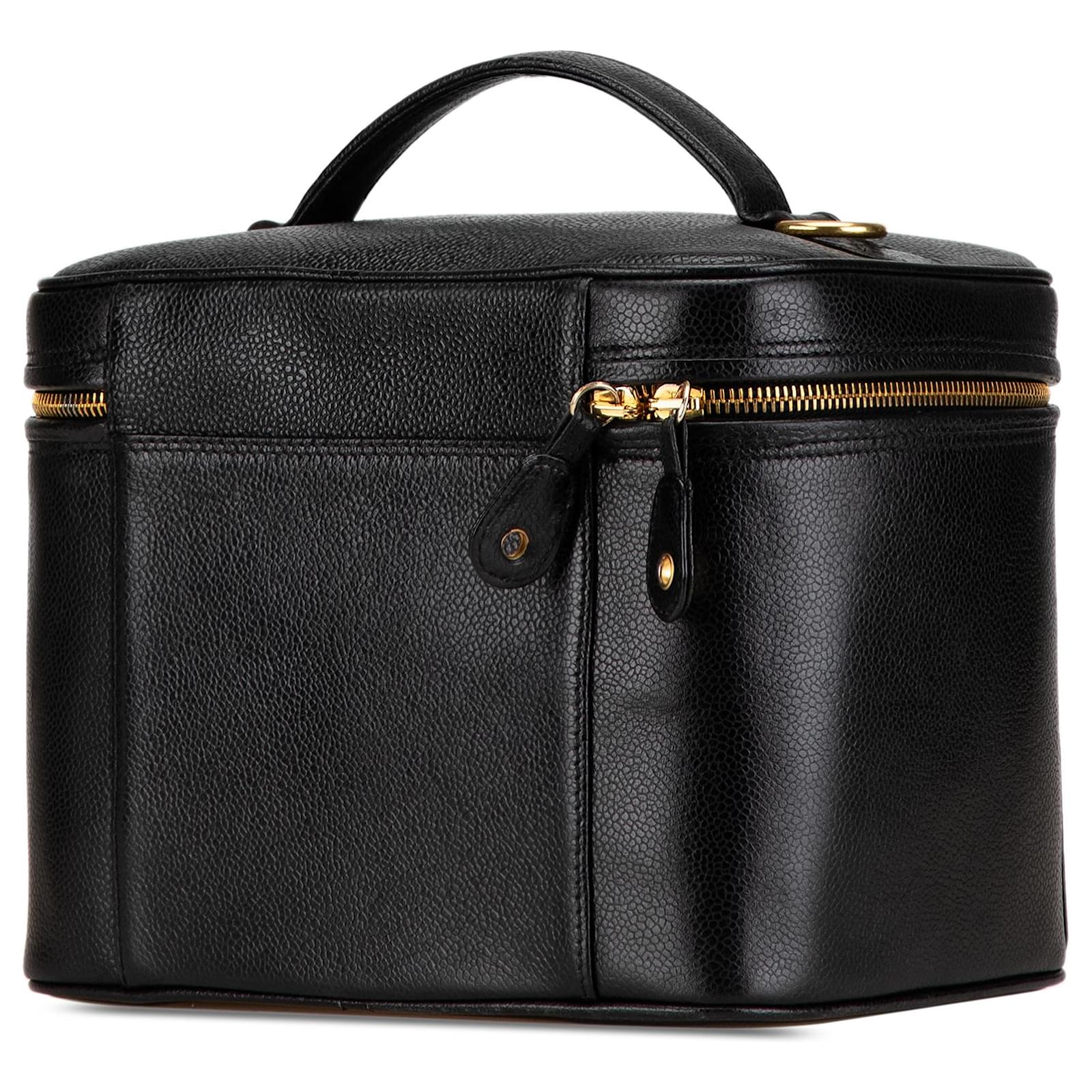 Chanel Black CC Caviar Vanity Train Case Leather ref.1975420 - Joli Closet