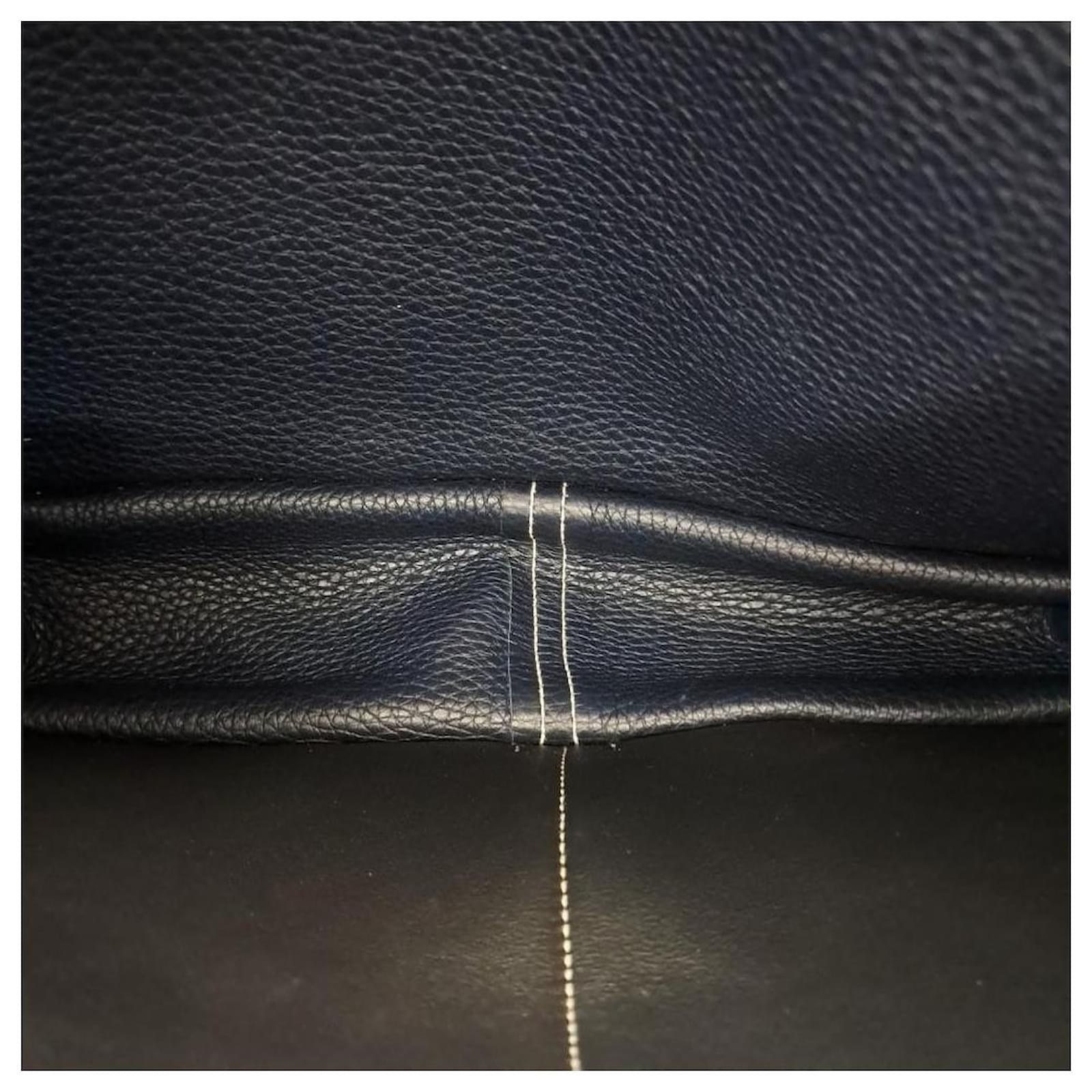 Hermès Halzan Bag 31 Multiple colors Leather ref.2002930 - Joli Closet