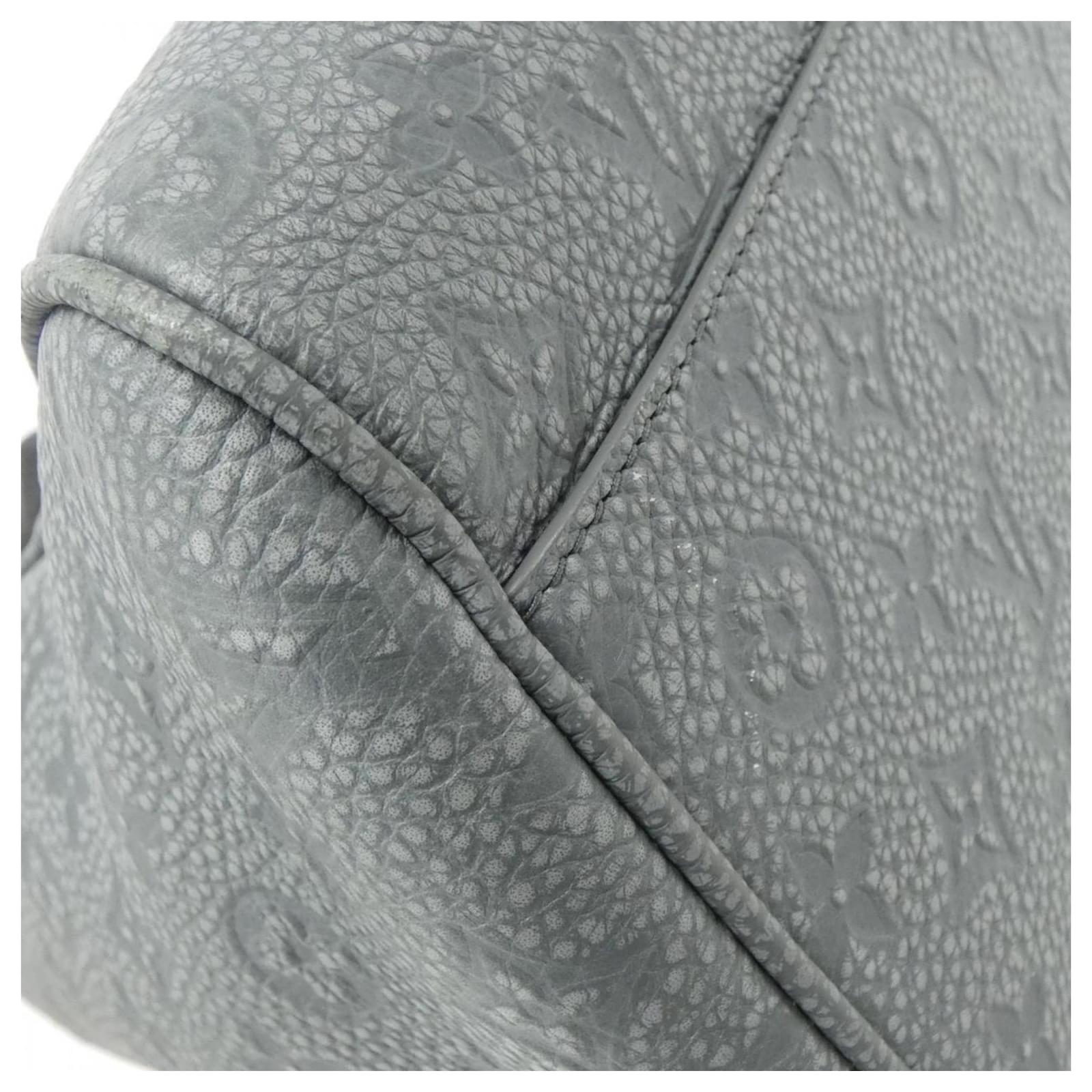 Louis Vuitton Taurillon Climbing Ellipse Backpack Grey Leather ref ...