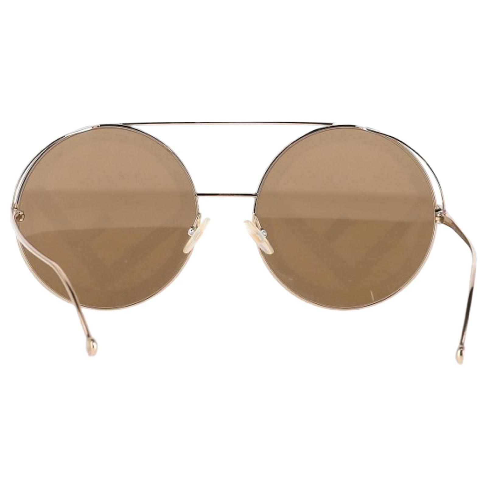 Fendi Round Sunglasses in Gold Metal Golden ref.2015805 - Joli Closet
