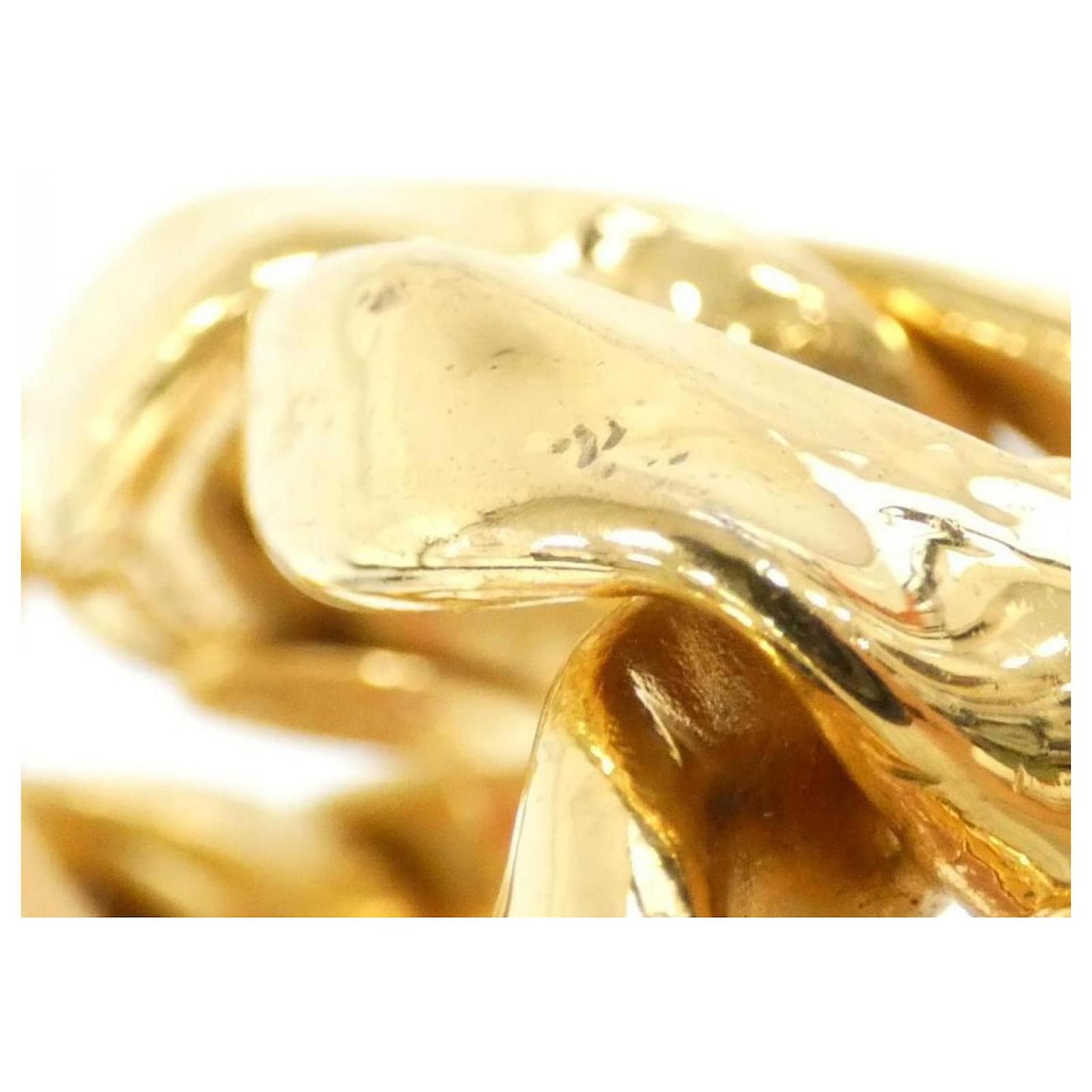 Chanel Gold Bangle Golden ref.2016275 - Joli Closet