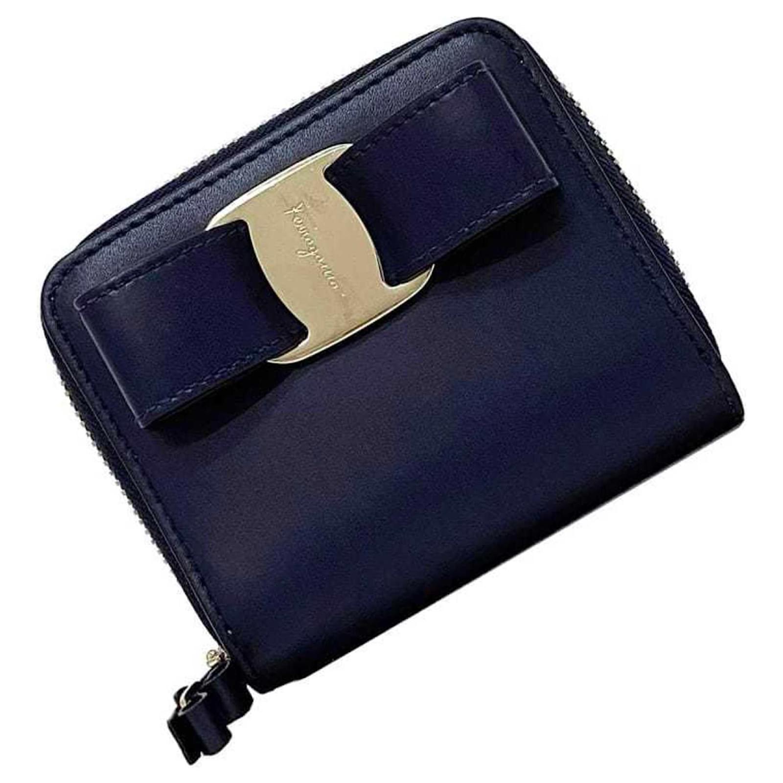 Salvatore Ferragamo Navy Bi-fold Wallet Navy blue Leather ref.2020002 ...