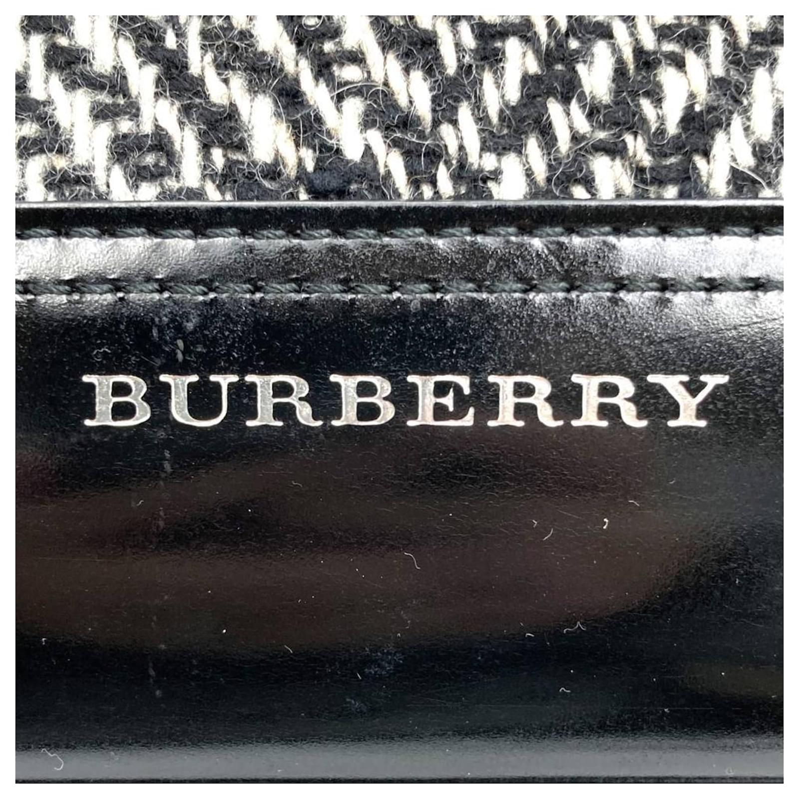 Burberry Black Tweed and Leather Shoulder Bag ref.2020057 - Joli Closet