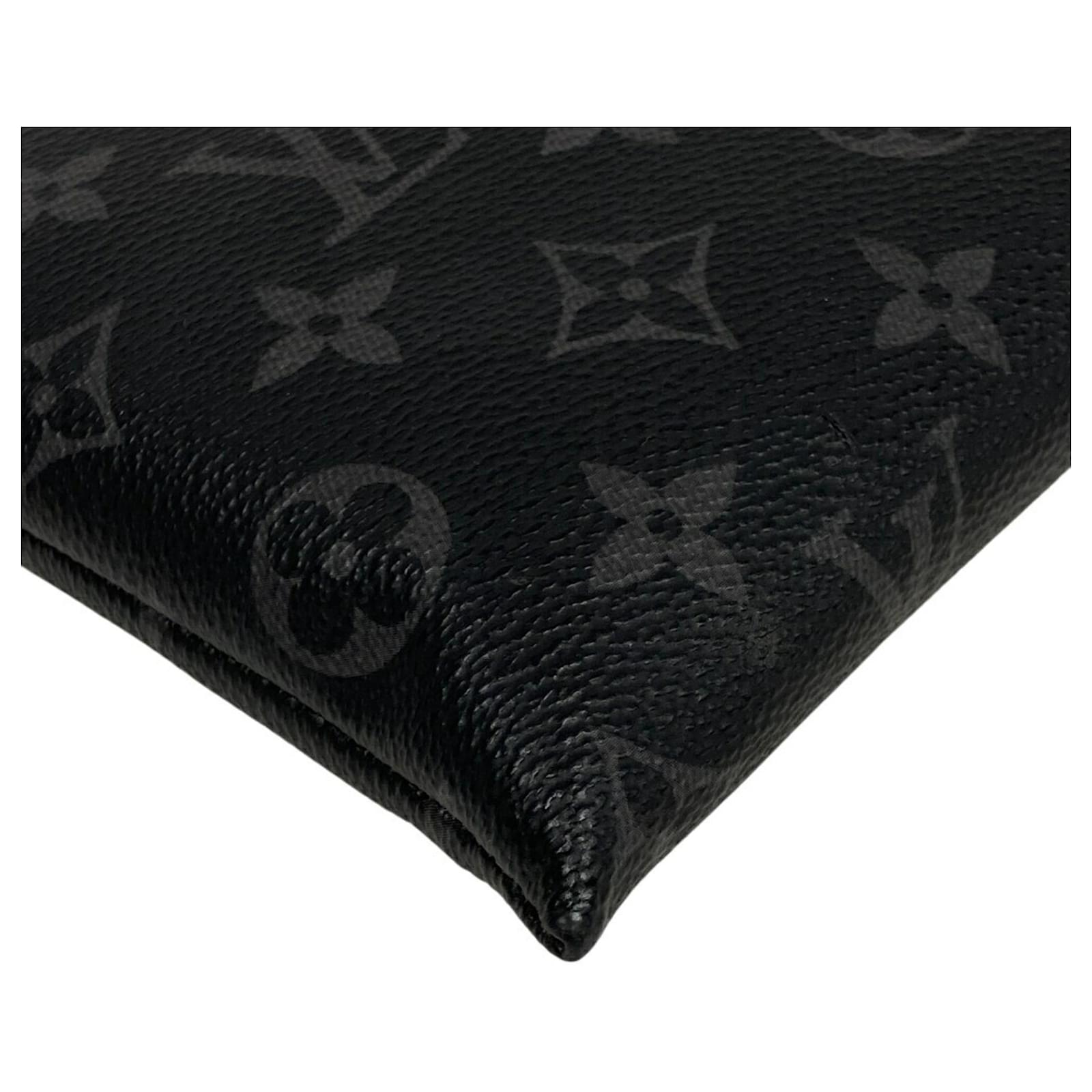 Louis Vuitton Discovery Black Cloth ref.2040702 - Joli Closet