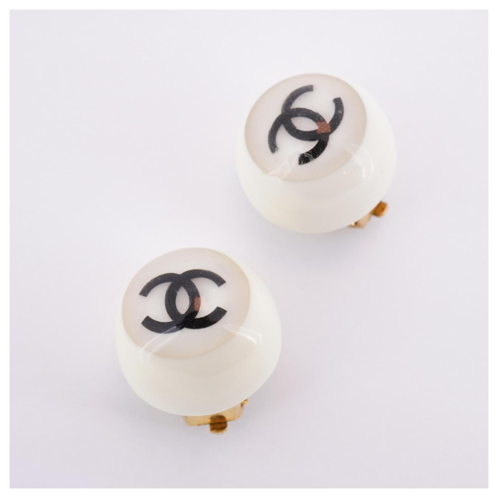 Chanel Coco Mark Circle Clip Earrings Black White Golden Gold-plated ...
