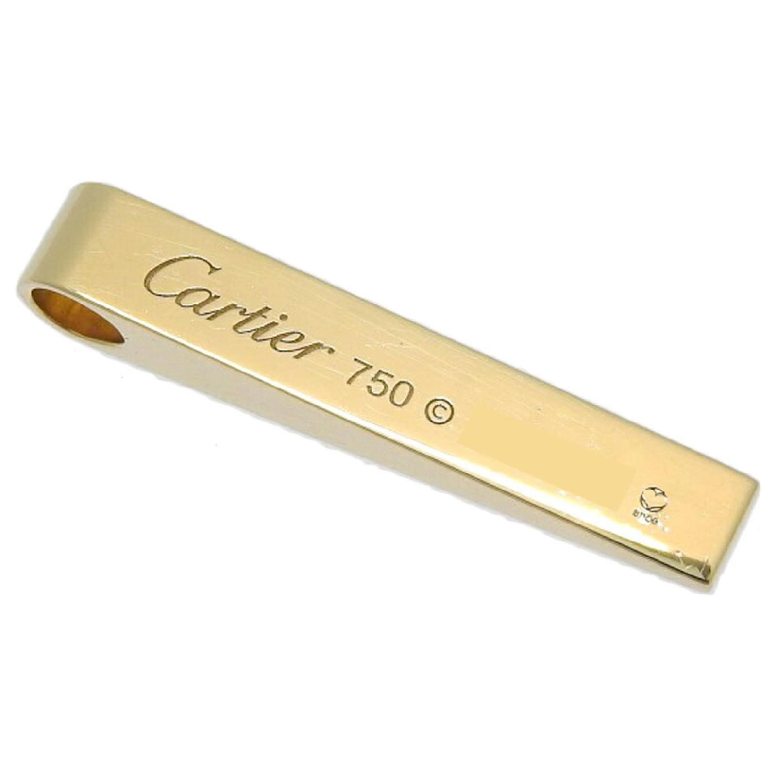 Cartier Love Plate Pendant in 18K Yellow Gold ref.2088661 - Joli Closet