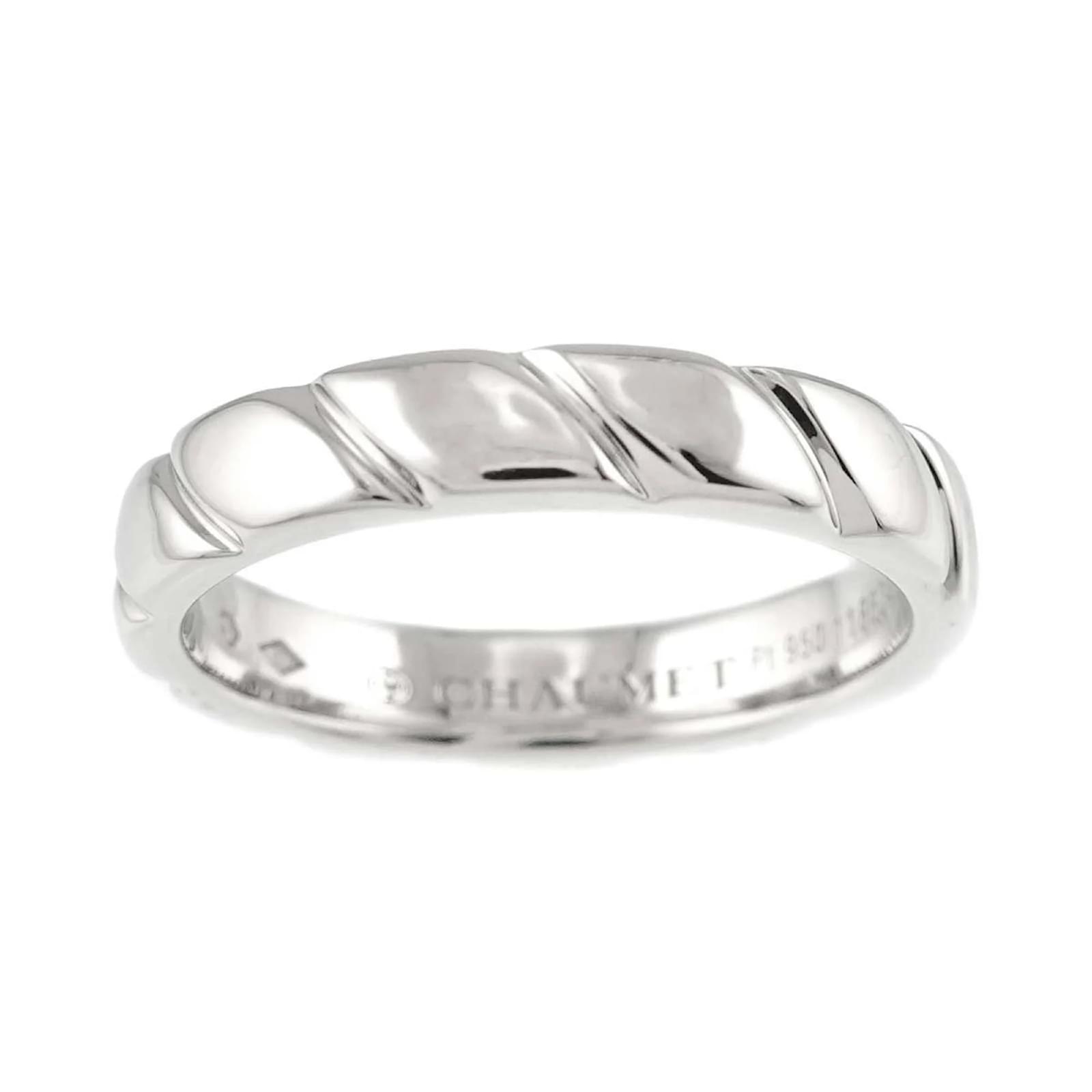 Chaumet Torsade Band Ring in Platinum ref.2146528 - Joli Closet