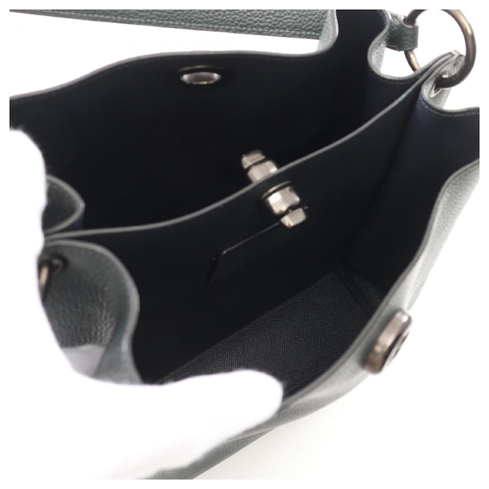 Coach Leather Charlie Bucket Shoulder Bag 55200 Green ref.2155276 ...