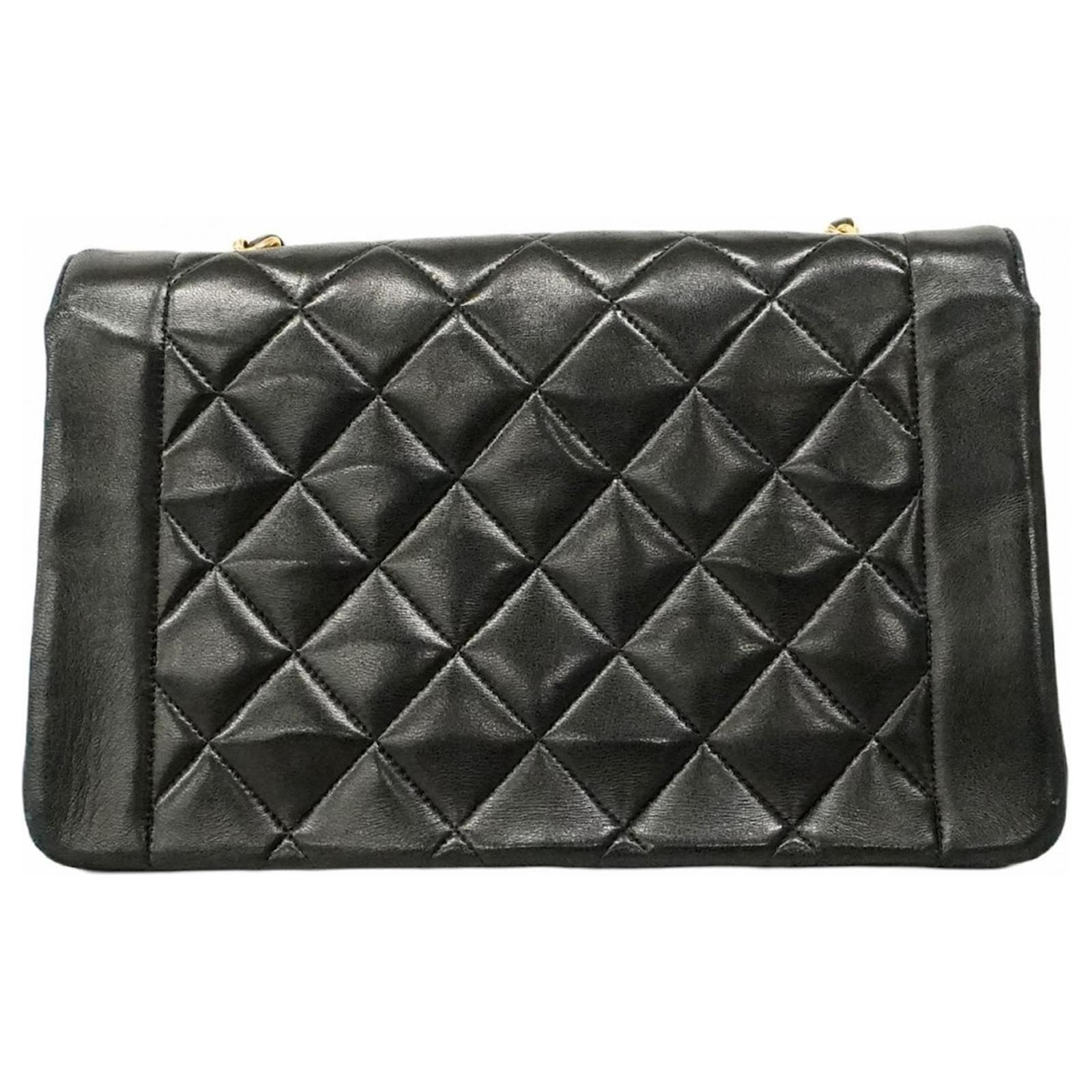 Chanel Diana Black Leather ref.2200561 - Joli Closet