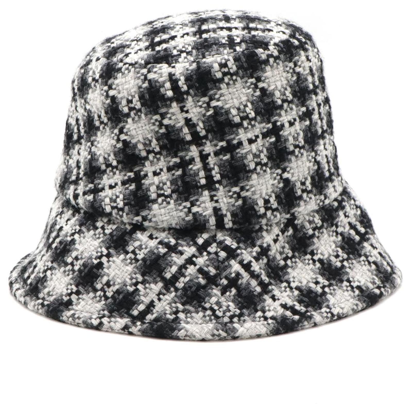 Chanel Tweed Coco Mark Bucket Hat Wool Black ref.2241562 - Joli Closet