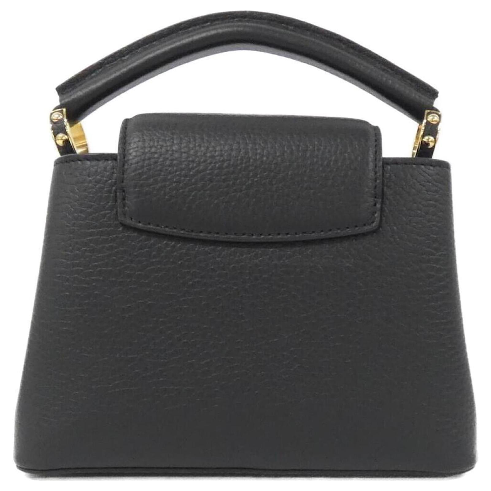 Louis Vuitton Capucines mini Black Leather ref.2296246 - Joli Closet