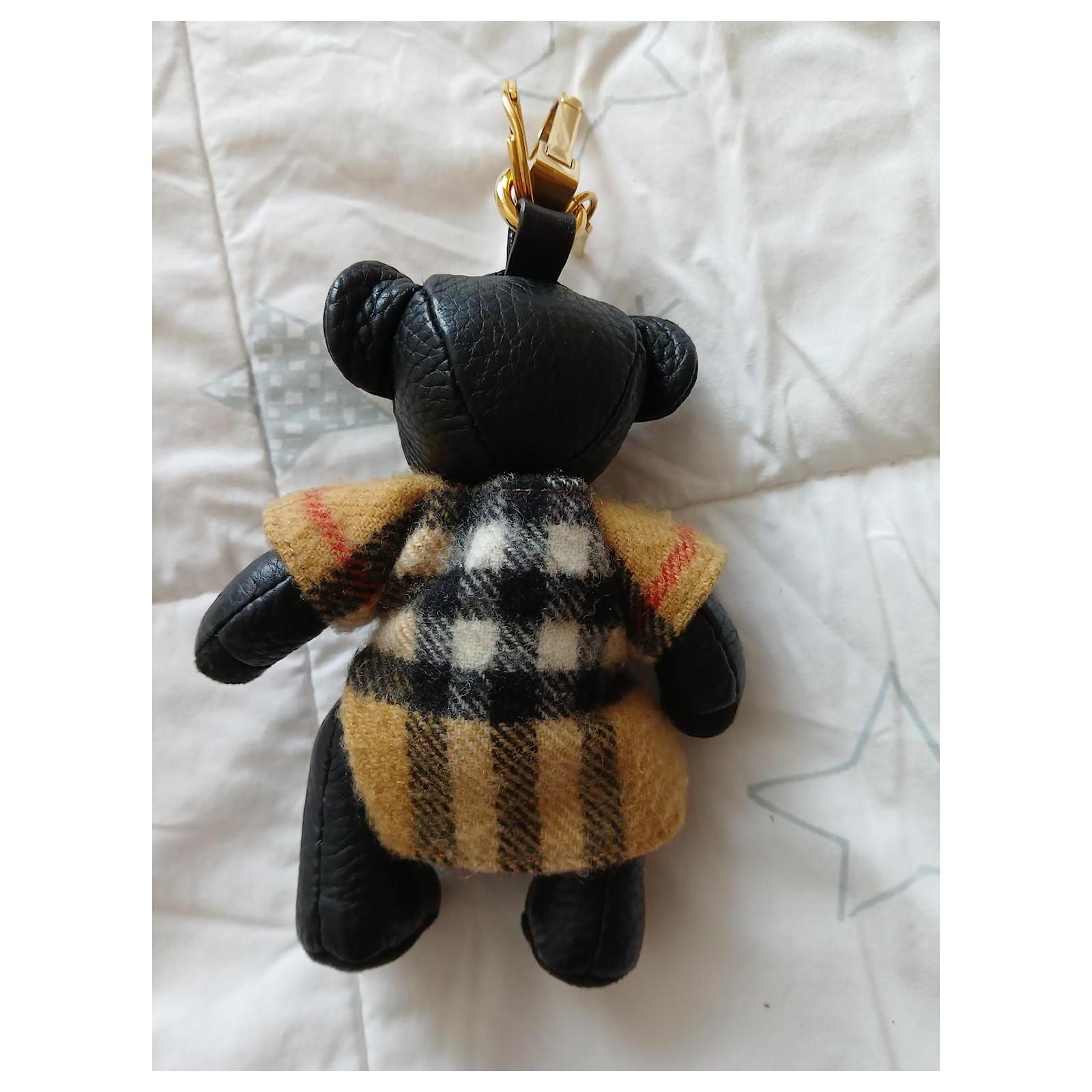 Burberry Teddy bear Black Leather ref.2343661 - Joli Closet