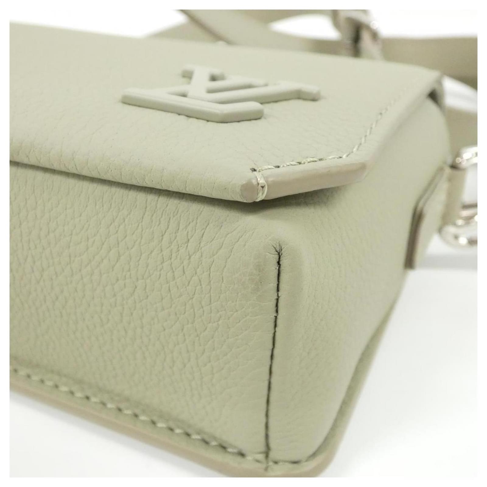 Louis Vuitton LV Aerogram Fastline Wearable Wallet Calf Shoulder Bag ...