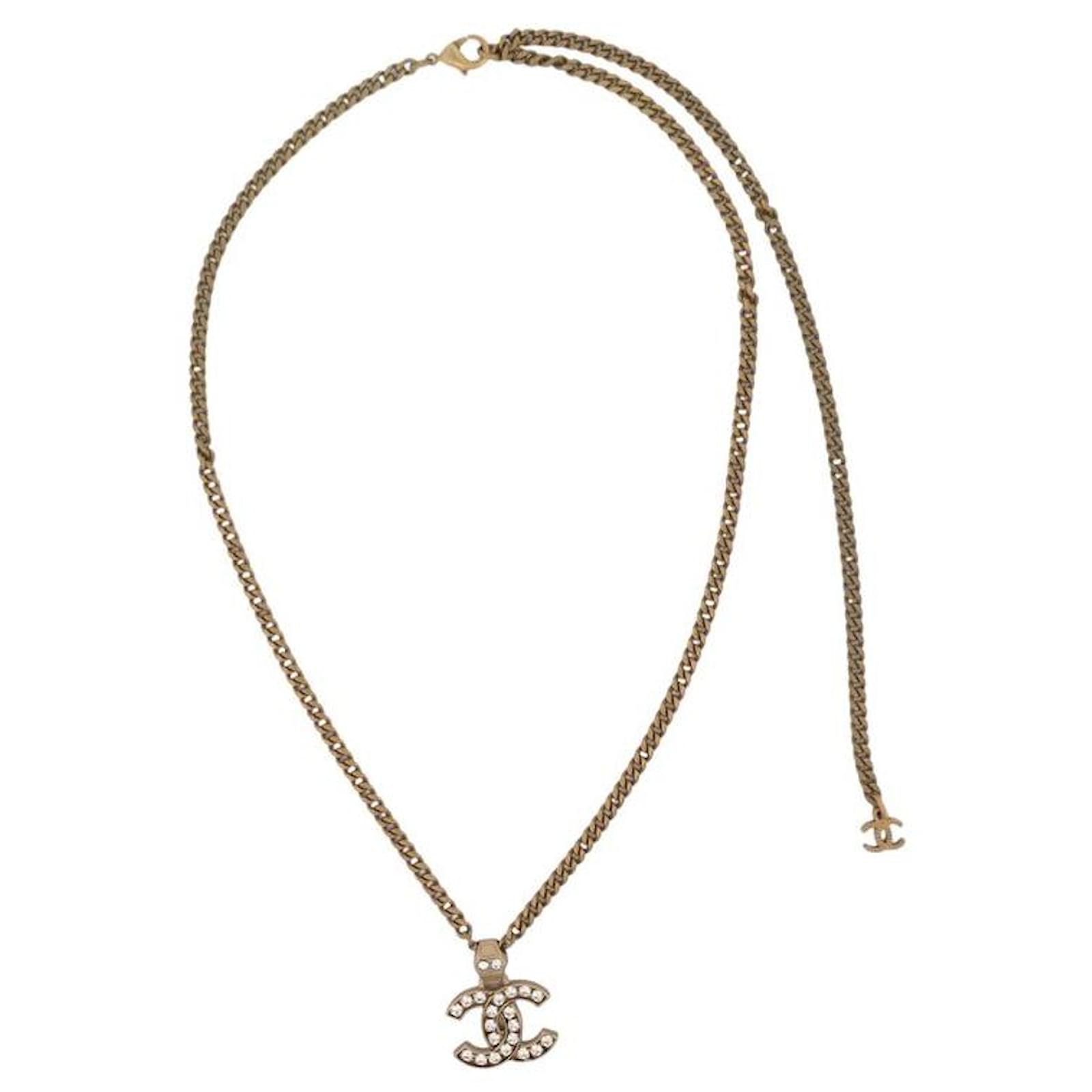 NEW CHANEL CC LOGO CHAIN NECKLACE 2021 GOLD METAL & STRASS Golden ref ...