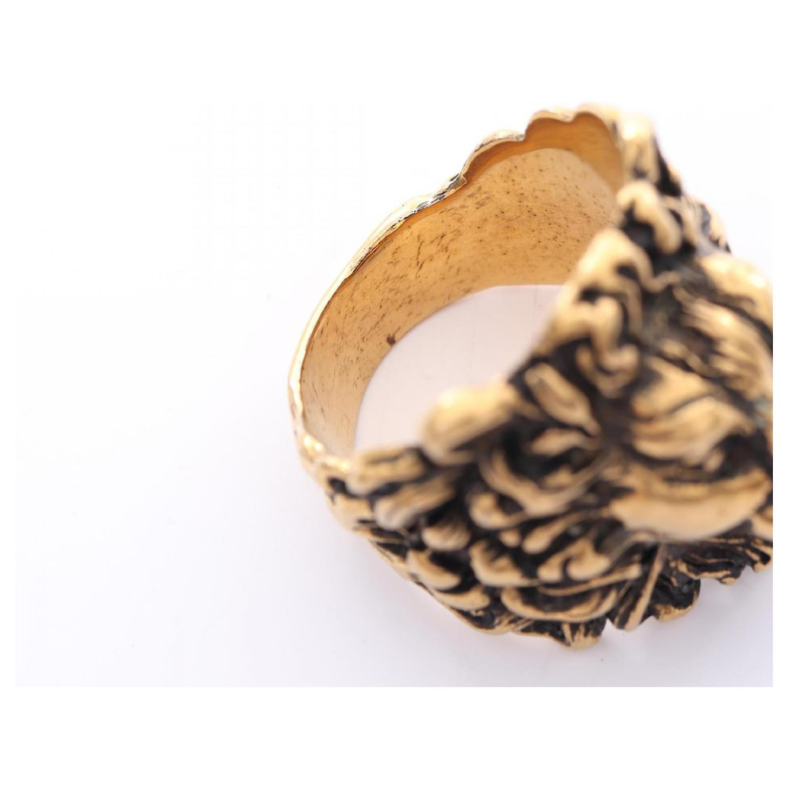 Gucci Lion Head Ring Gold Plated Golden Metallic Metal ref.2458315 ...