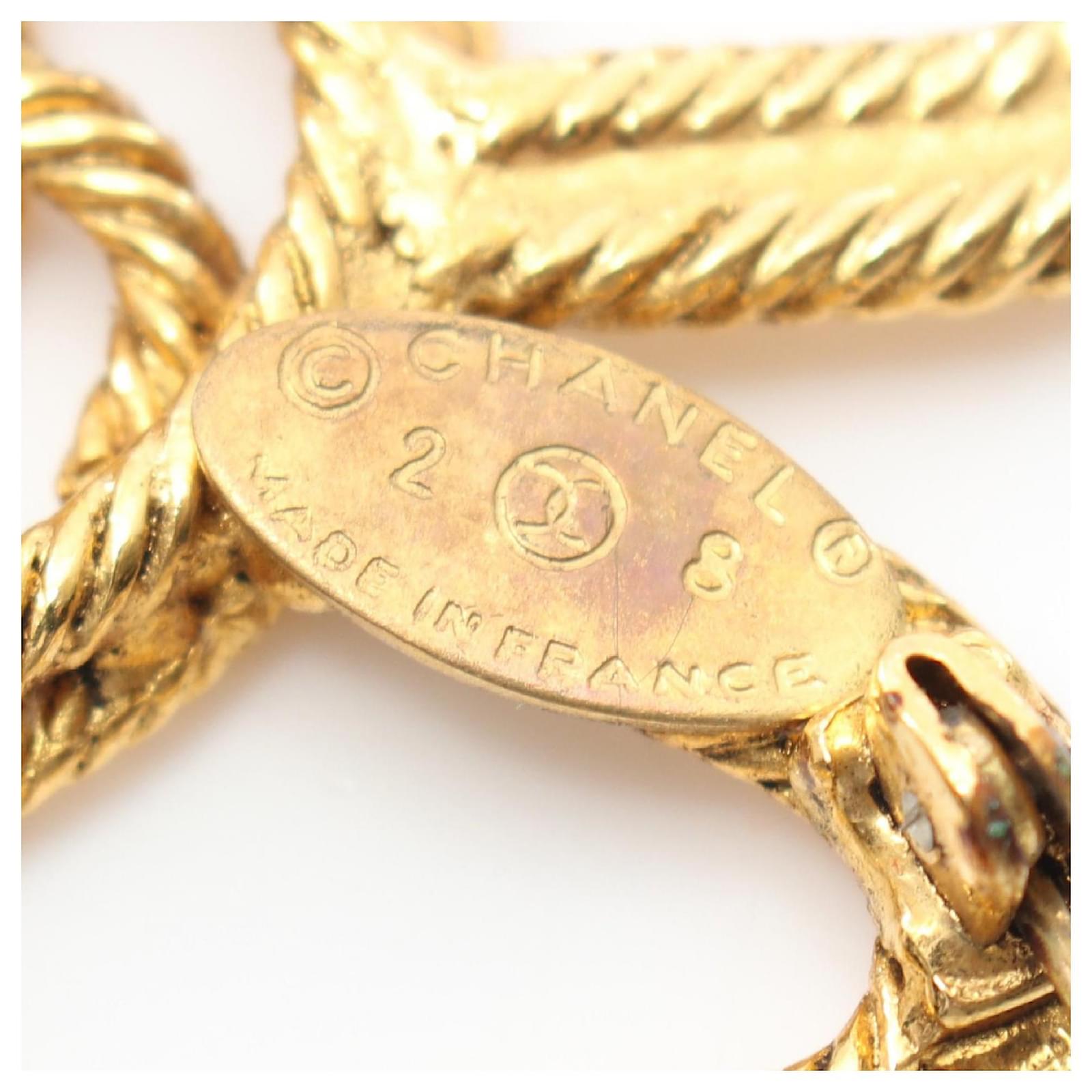 Broche Coco Mark de Chanel Métal Doré ref.2476261 - Joli Closet