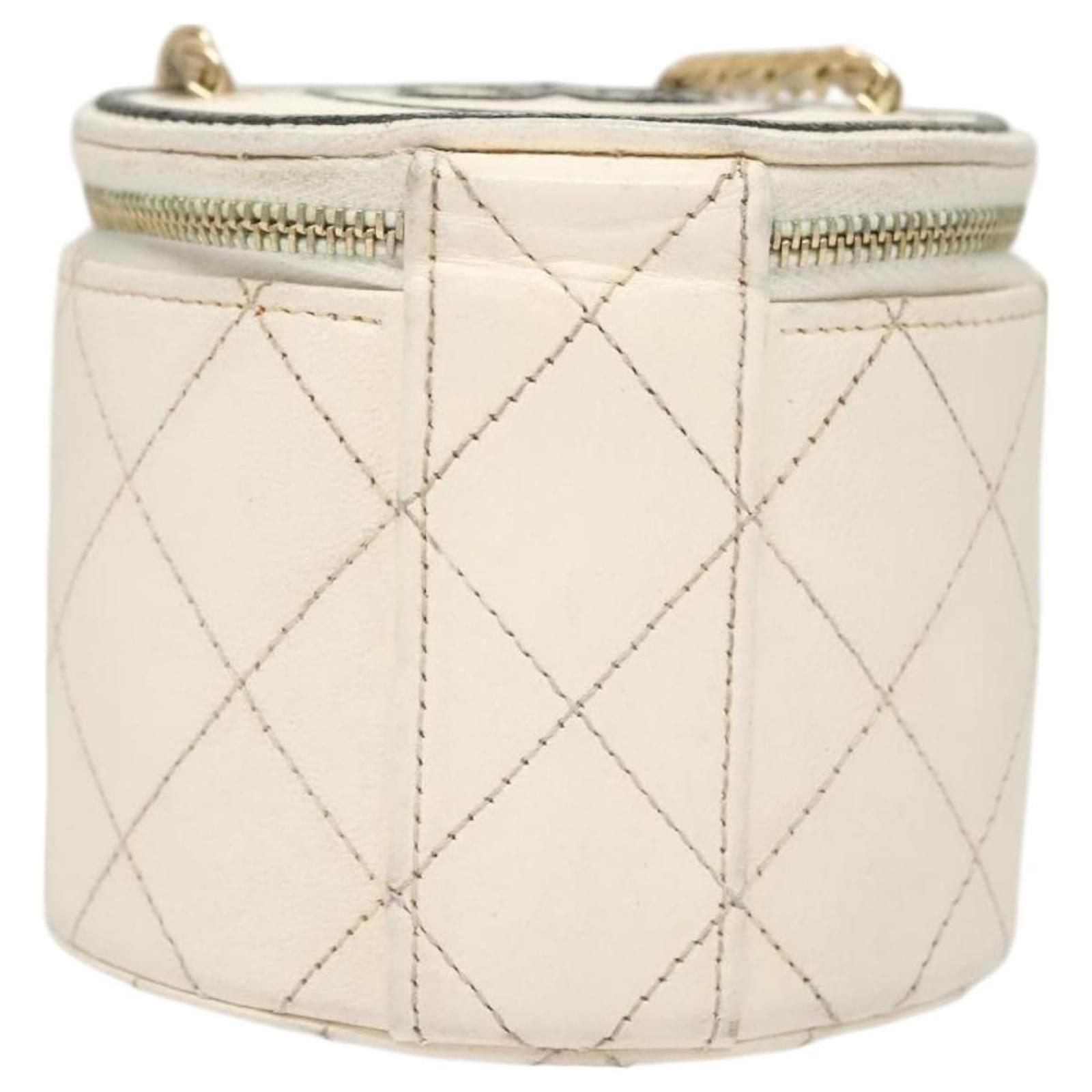 Chanel CC Round Vanity Case with Chain Quilted Lambskin Mini White ...