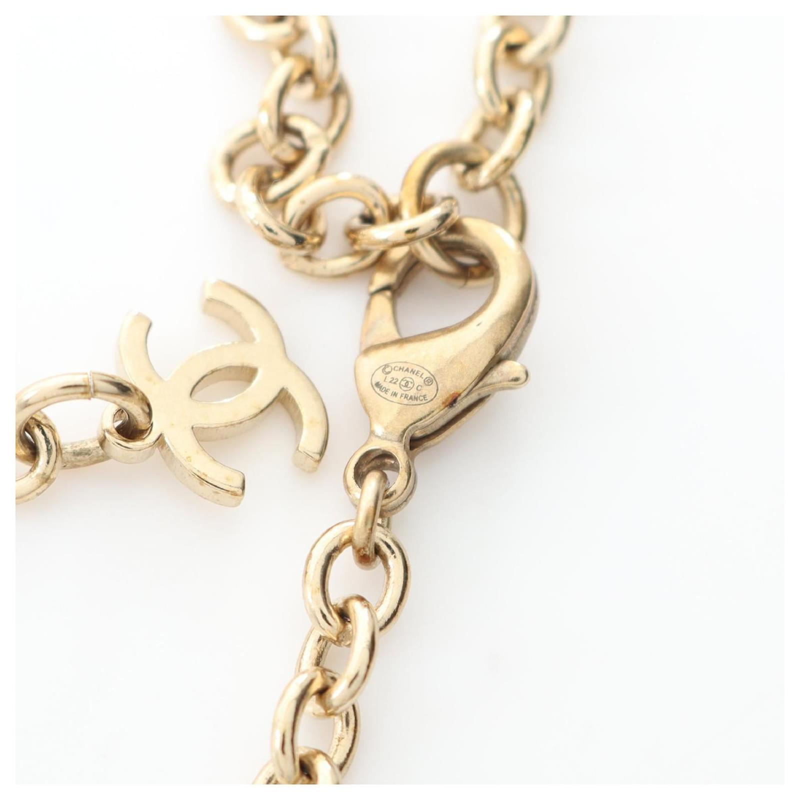 Classique Collier Coco Mark de Chanel Métal Doré Métallisé ref.2510784 ...