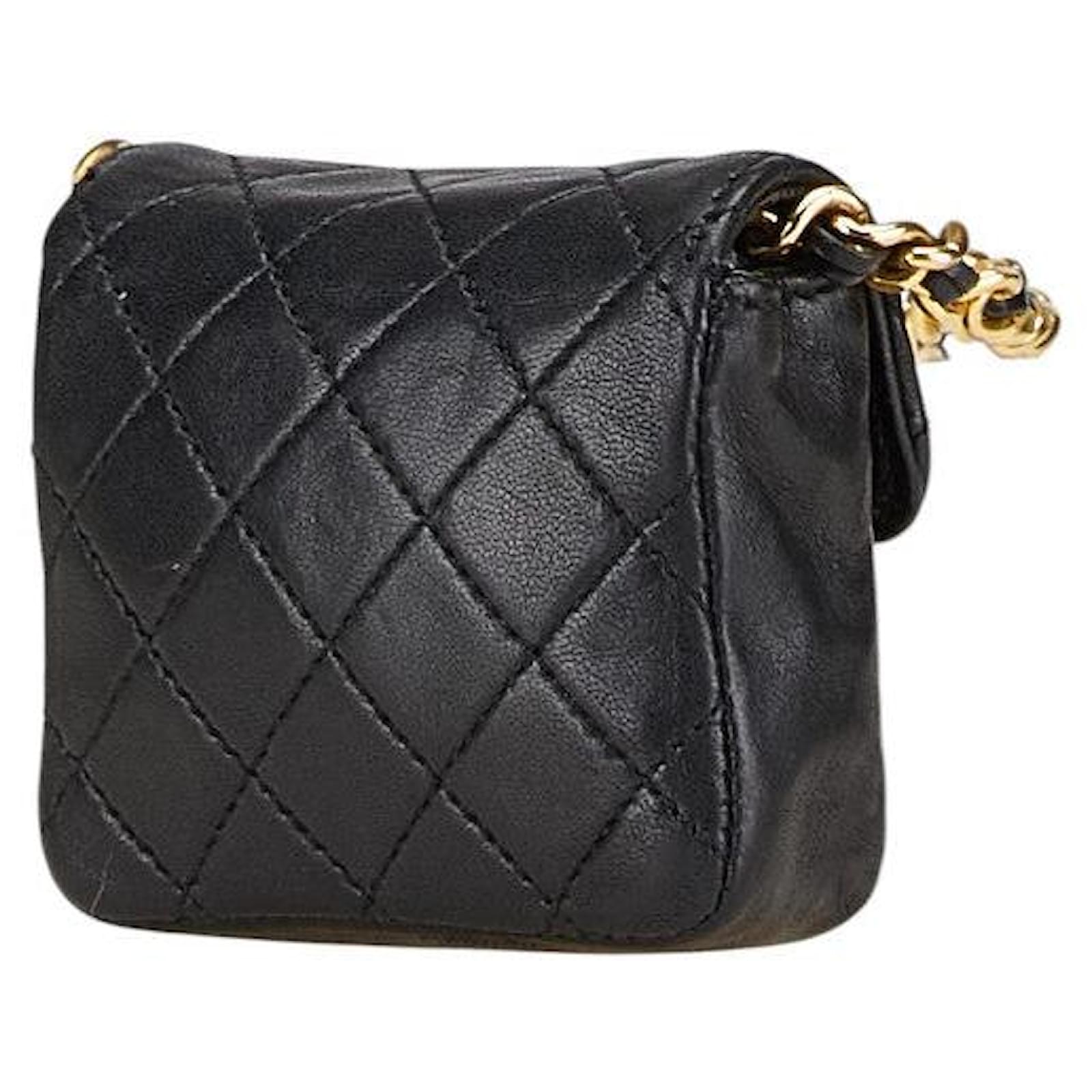 Classique Sac à épaule matelassé en agneau micro mini Coco Mark de ...