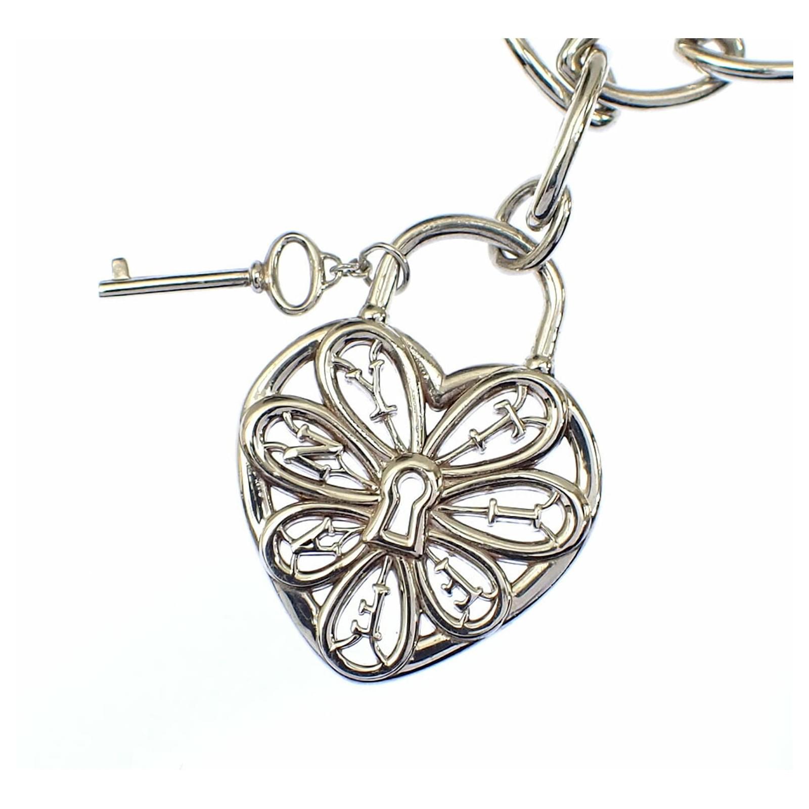 Tiffany & Co Tiffany Filigree Heart Key Bracelet Silver ref.2583967 ...