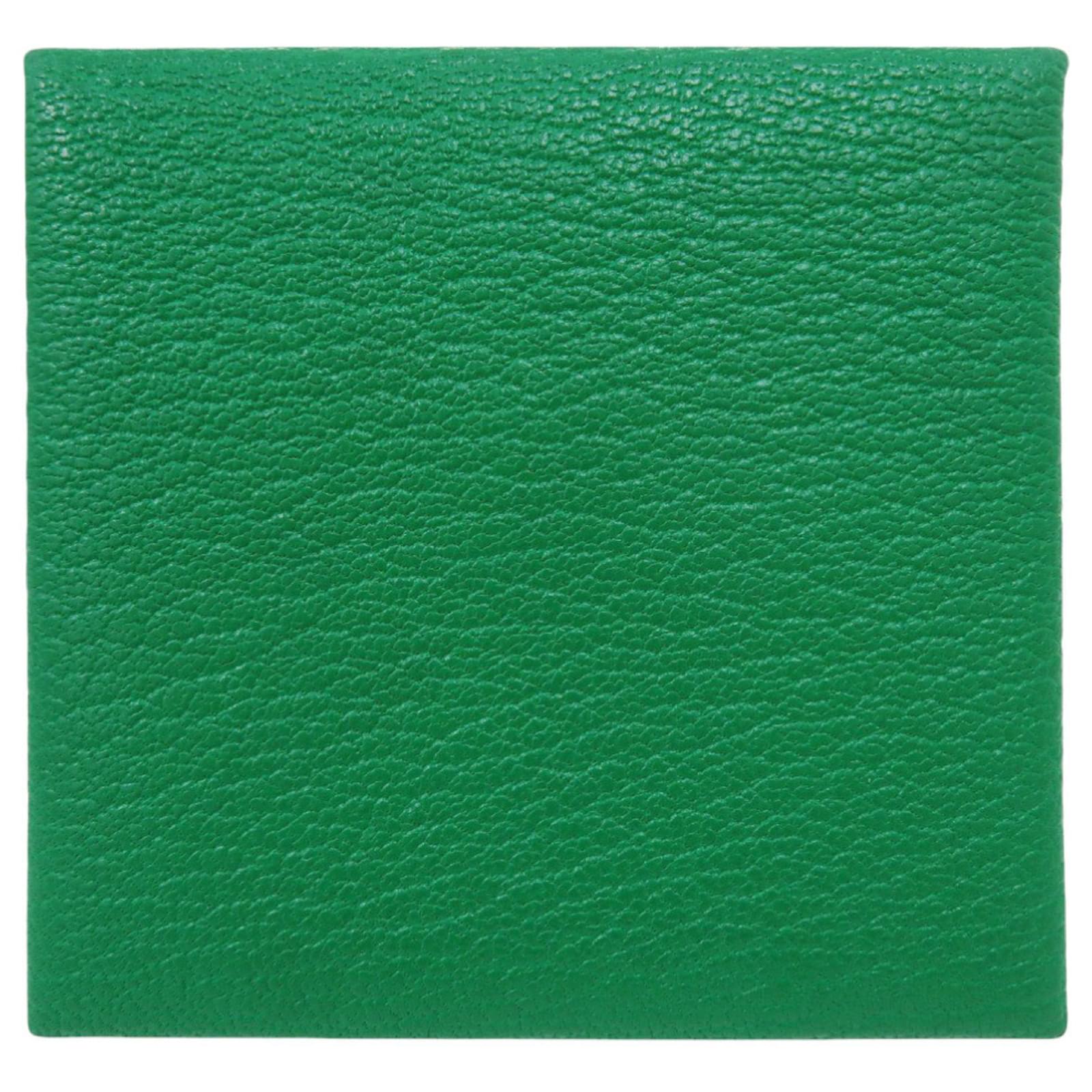 Hermès Bastia Coin Purse in Chevre Mysore Leather Diamond ref.2623379 ...