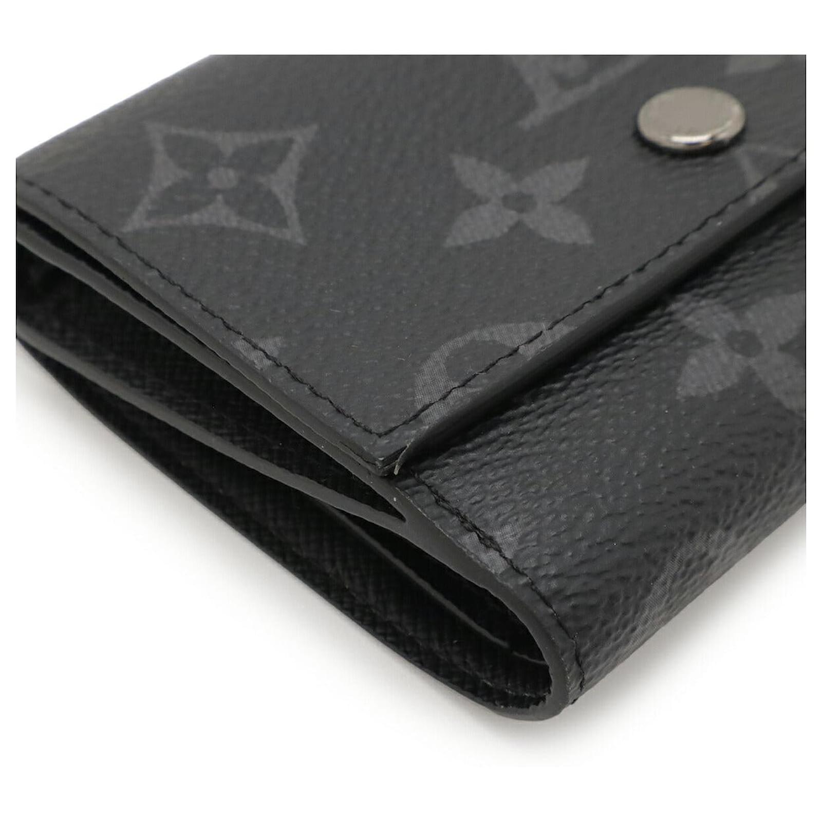 Louis Vuitton Victor Monogram Trifold Wallet Black Cloth ref.2653437 ...