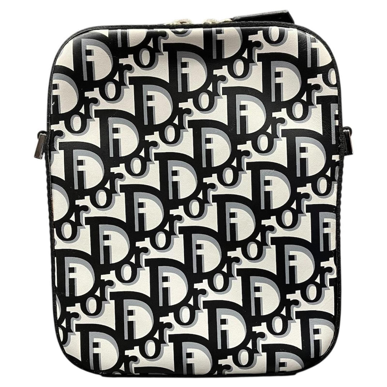 Christian Dior PVC Pouch Black Plastic ref.2724554 - Joli Closet