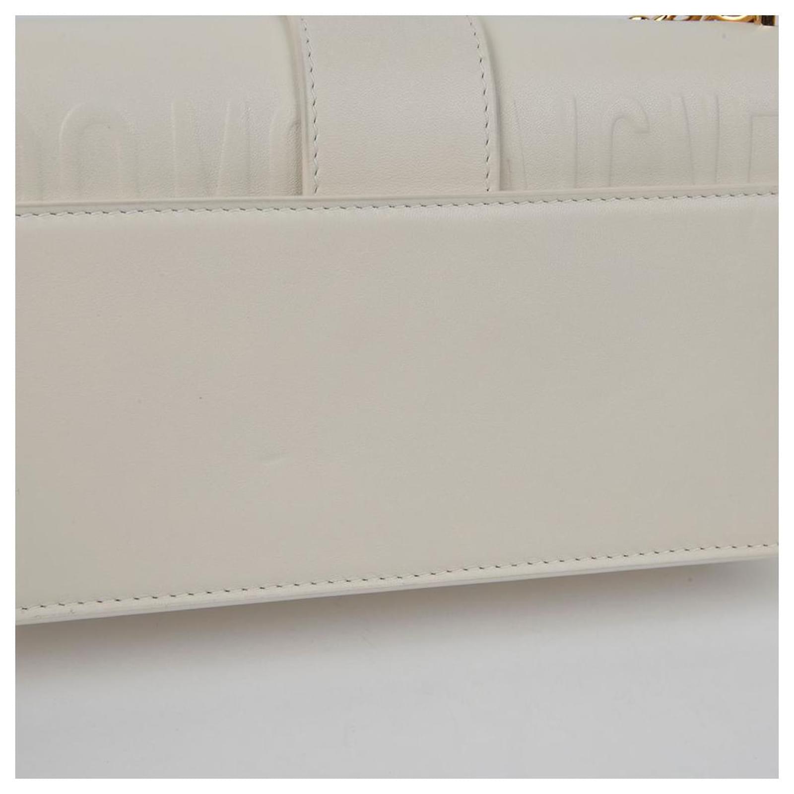 Dior Mountain East West Chain Shoulder Bag White Leather ref.2729254 ...