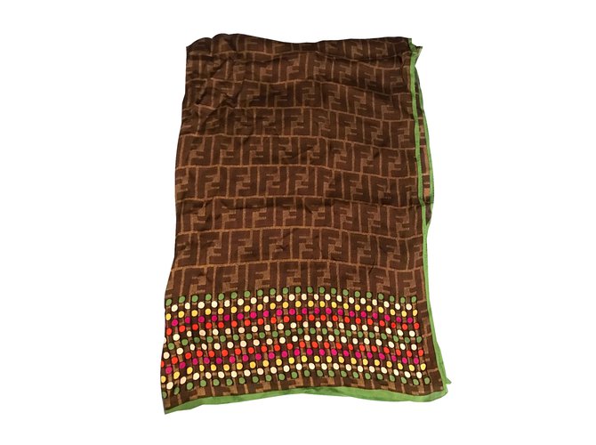 Fendi Foulard Soie Marron ref.30218 - Joli Closet
