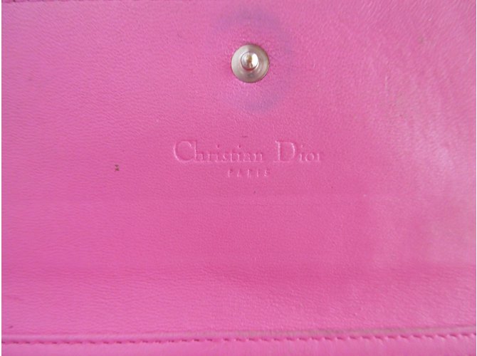 Christian Dior Wallets Wallets Patent leather Pink ref.32825 - Joli Closet