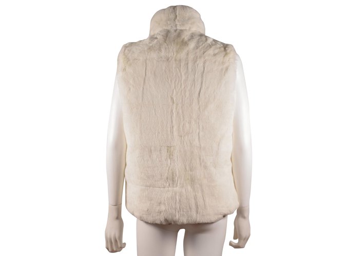 Louis Vuitton WomensReversible Rabbit Fur & Down Vest Cream ref.37041 ...