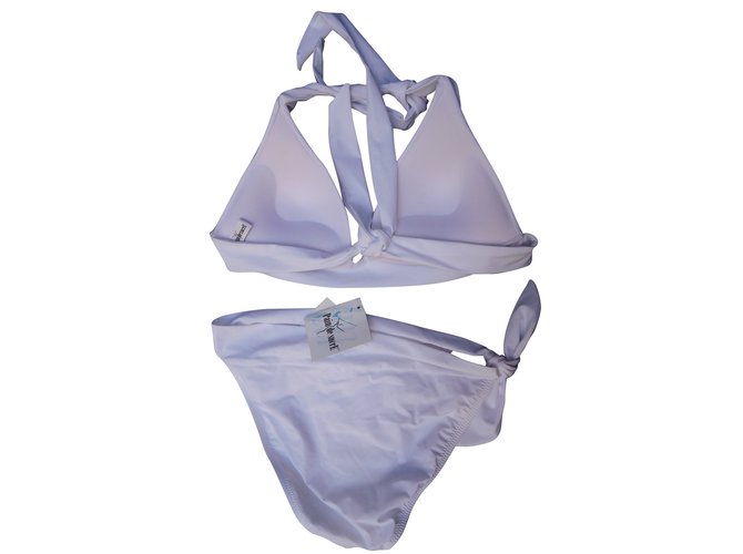 Vêtements de bain Autre Marque maillot de bain 2 pièces blanc Pain de ... Vêtements de bain Autre Marque maillot de bain 2 pièces blanc Pain de ...
