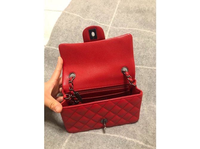 Classique Chanel Mini 8'´ Cuir vernis Rouge ref.91016 - Joli Closet
