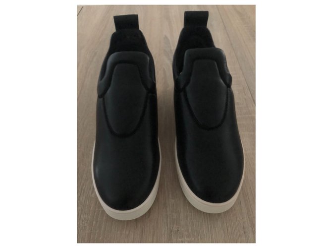 Céline Baskets Cuir Noir ref.121222 - Joli Closet