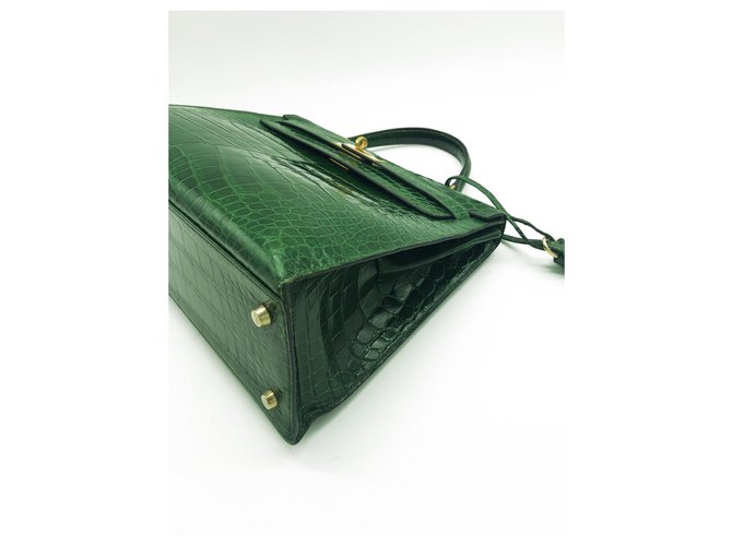 Hermès Beautiful Hermes Kelly Bag 32 Leather Emerald Green Alligator