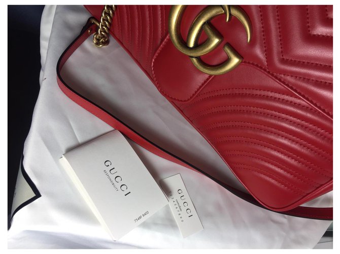 Sac à main GUCCI marmont nouveau grand Cuir Rouge ref.137563 - Joli Closet