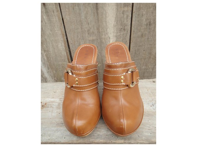 Céline hochhackige Clogs 35 Hellbraun Leder Holz ref.189559 - Joli Closet