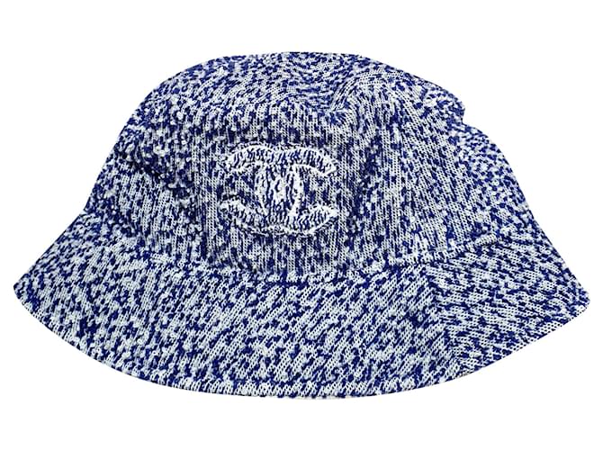 Chapeaux Chanel Chapeau bob chanel neuf S Coton Blanc,Bleu Marine ref ...