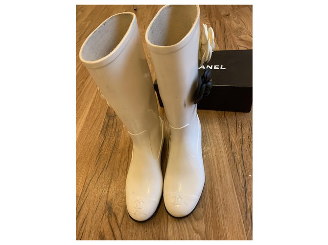 Chanel boots Caoutchouc Beige ref.202151 - Joli Closet