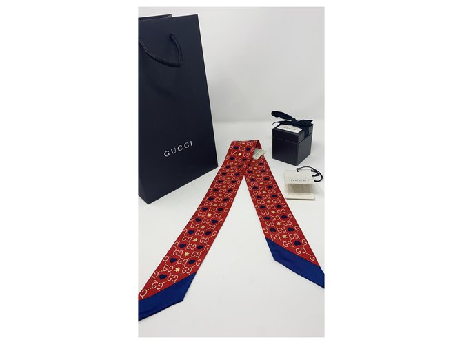 GUCCI TWILLY FOULARD SILK NEW Red Blue ref.229868 - Joli Closet