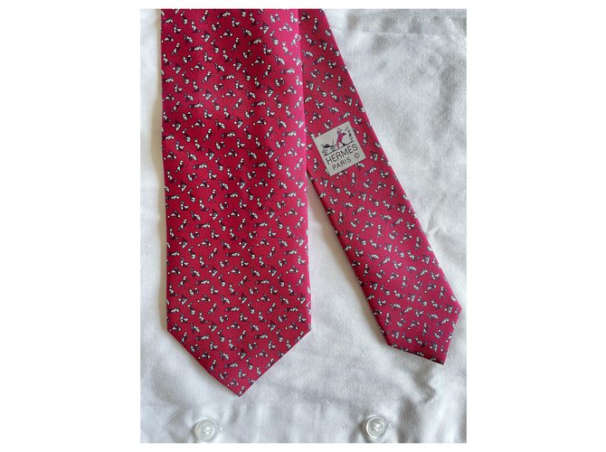 Hermès Tangram Krawatte Fuschia Seide ref.244435 - Joli Closet