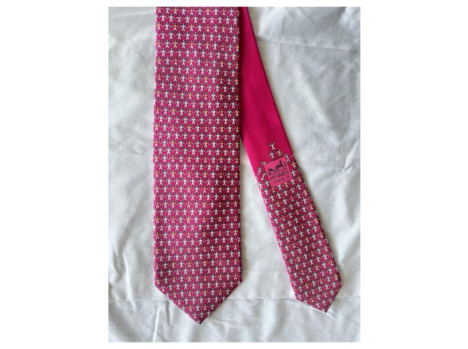 Hermès Cravate twillbi Dance Jockey Soie Fuschia ref.244442 - Joli Closet